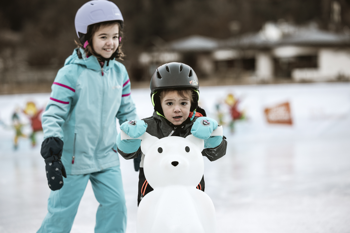 Eislaufplatz Ried im Oberinntal | Tiroler Oberland